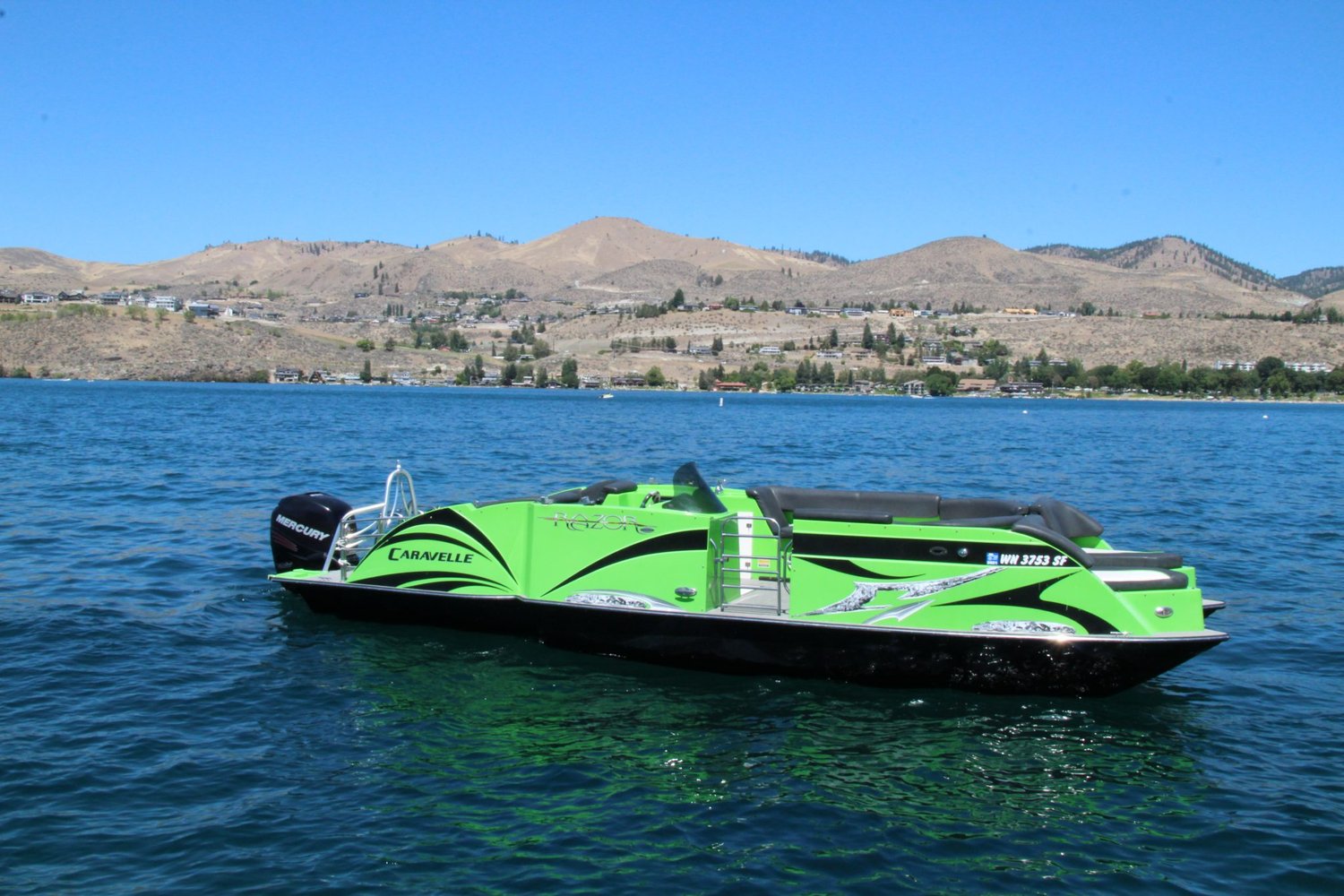 Boat Rentals Lake Chelan | Pontoon, Ski & Fishing Boats