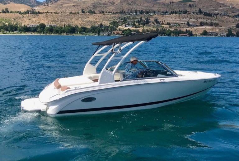 Big White Boat Rental | Spacious Lake Chelan Cruises & Parasailing
